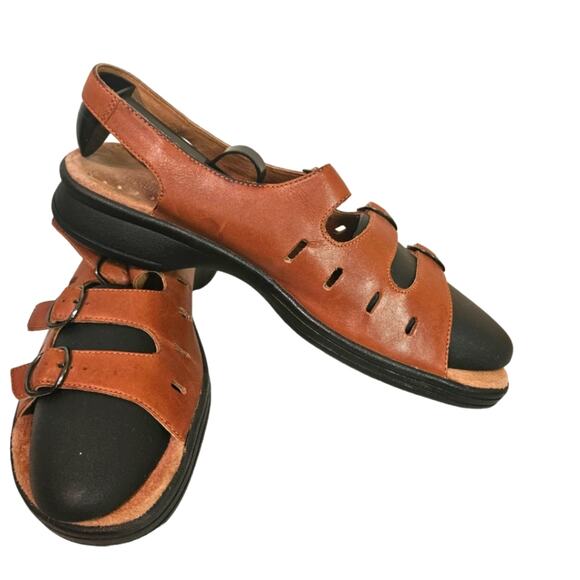 Clarks | Shoes | Clarks Springers Tan Leather Sandals Size N | Poshmark